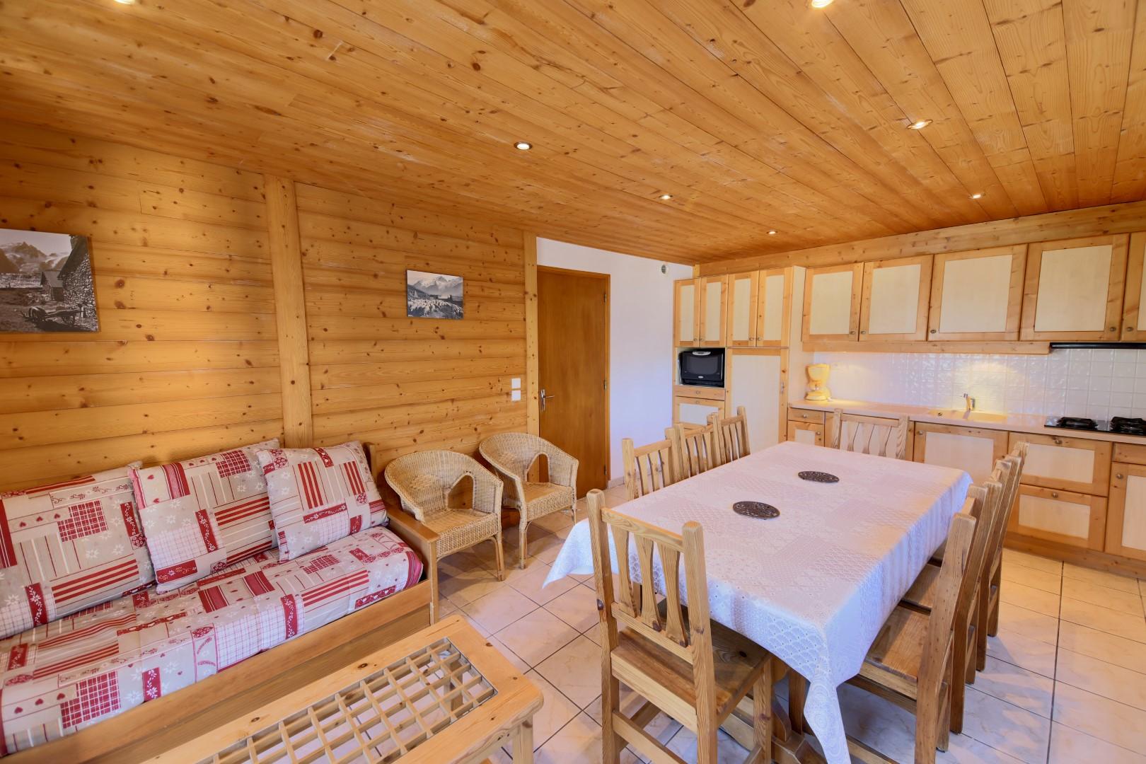 Appartement n°18 – 8 pers max – Les meublés du Geay